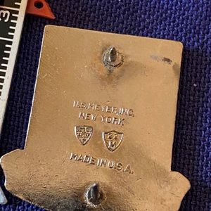 Vintage | Accessories | Vintage Us Army Crests D I Distinctive Insignia ...